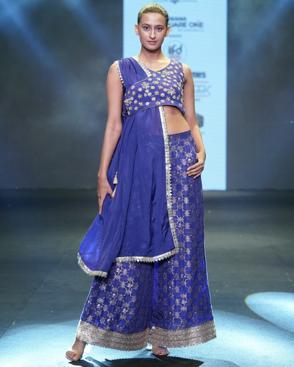 Lehangas/Plazzos - Simple Kaur