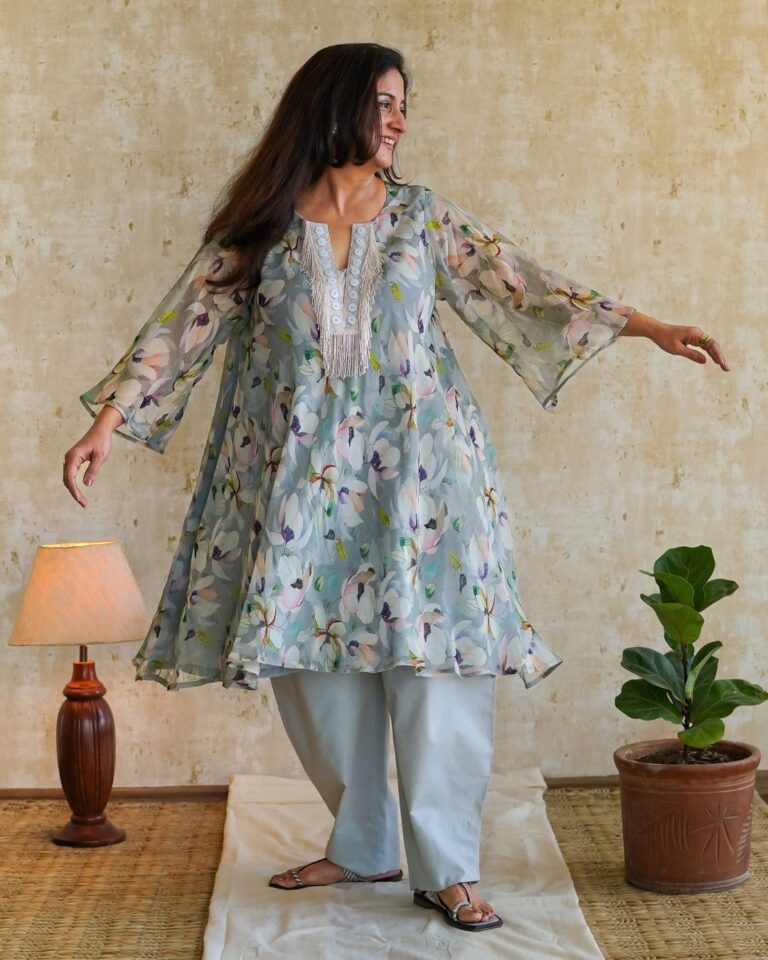 Home Fashion-color - Simple Kaur