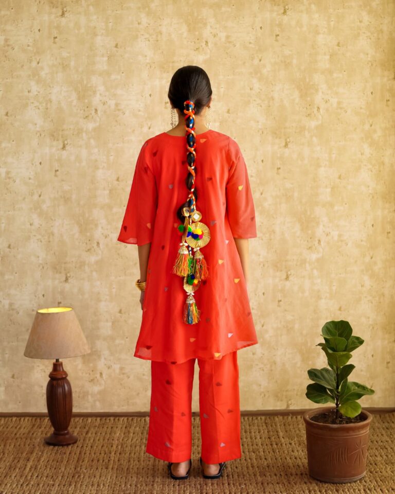 Home Fashion-color - Simple Kaur